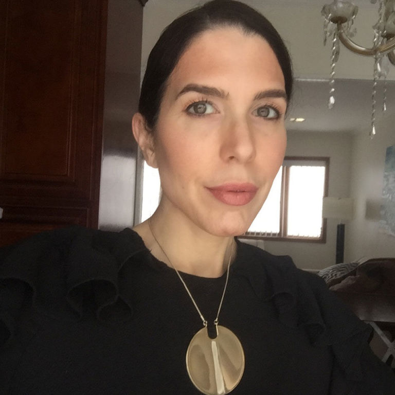 Lisa Fogarty's Instagram, Twitter & Facebook on IDCrawl